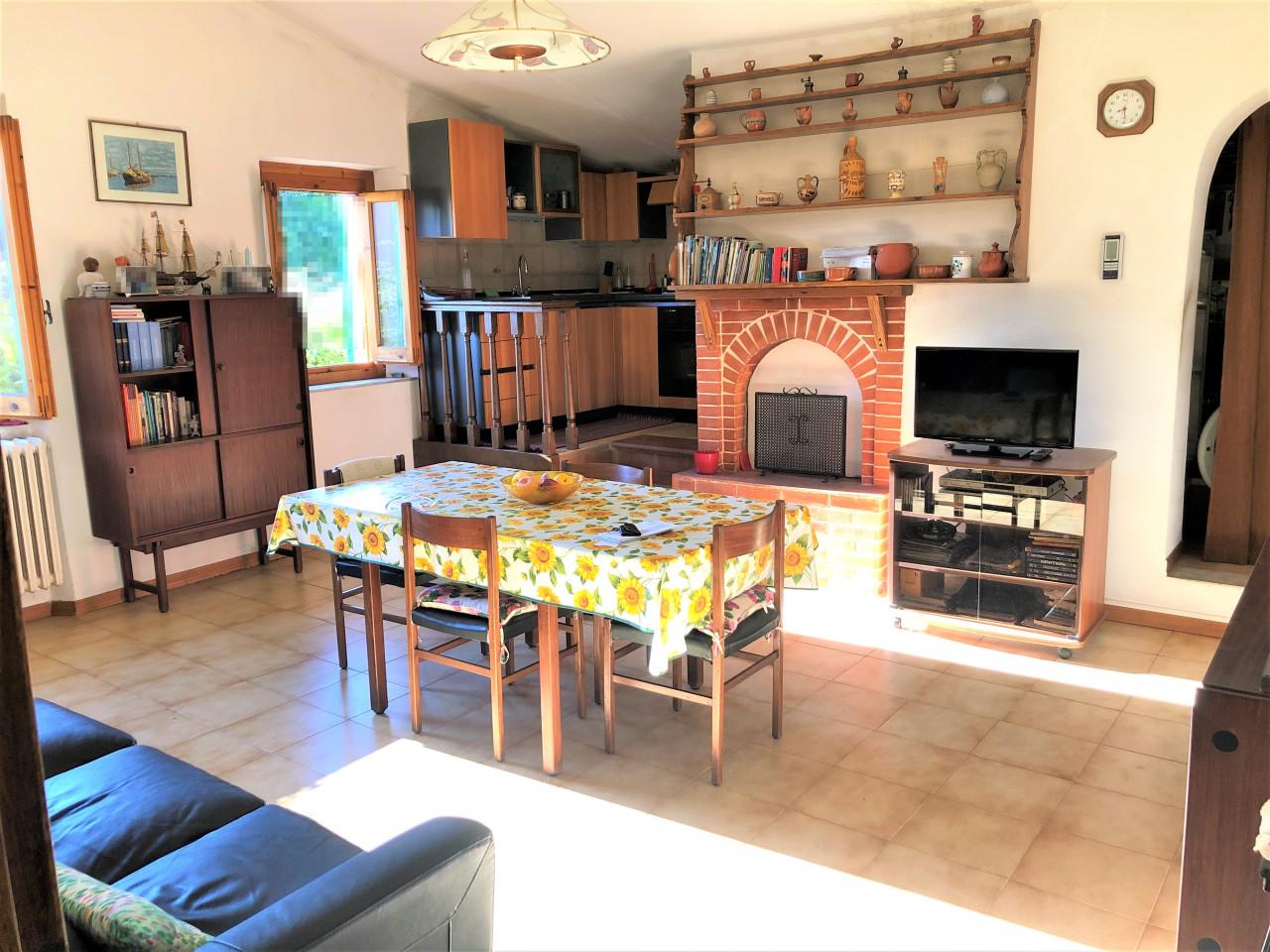 Appartamento in vendita a Bucine