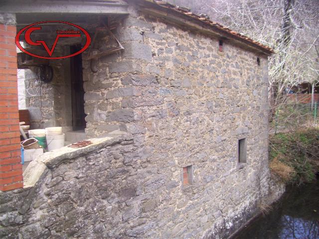 Rustico in vendita a Loro Ciuffenna