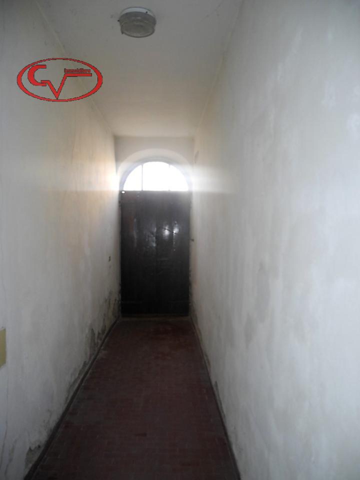 Magazzino in vendita a Terranuova Bracciolini