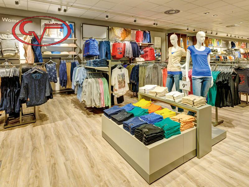 Negozio in affitto a Montevarchi