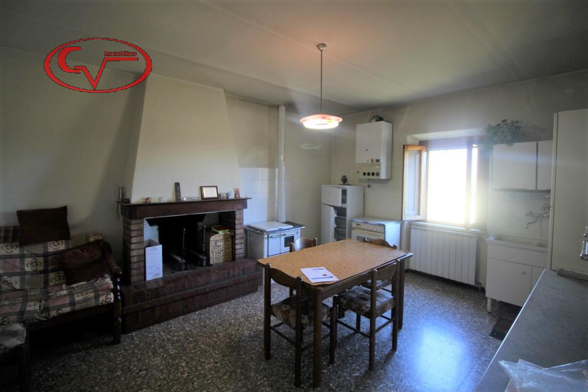 Casa colonica in vendita a Bucine