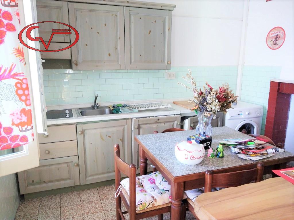 Appartamento in vendita a Bucine