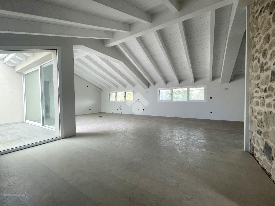 Attico in vendita a Passirano