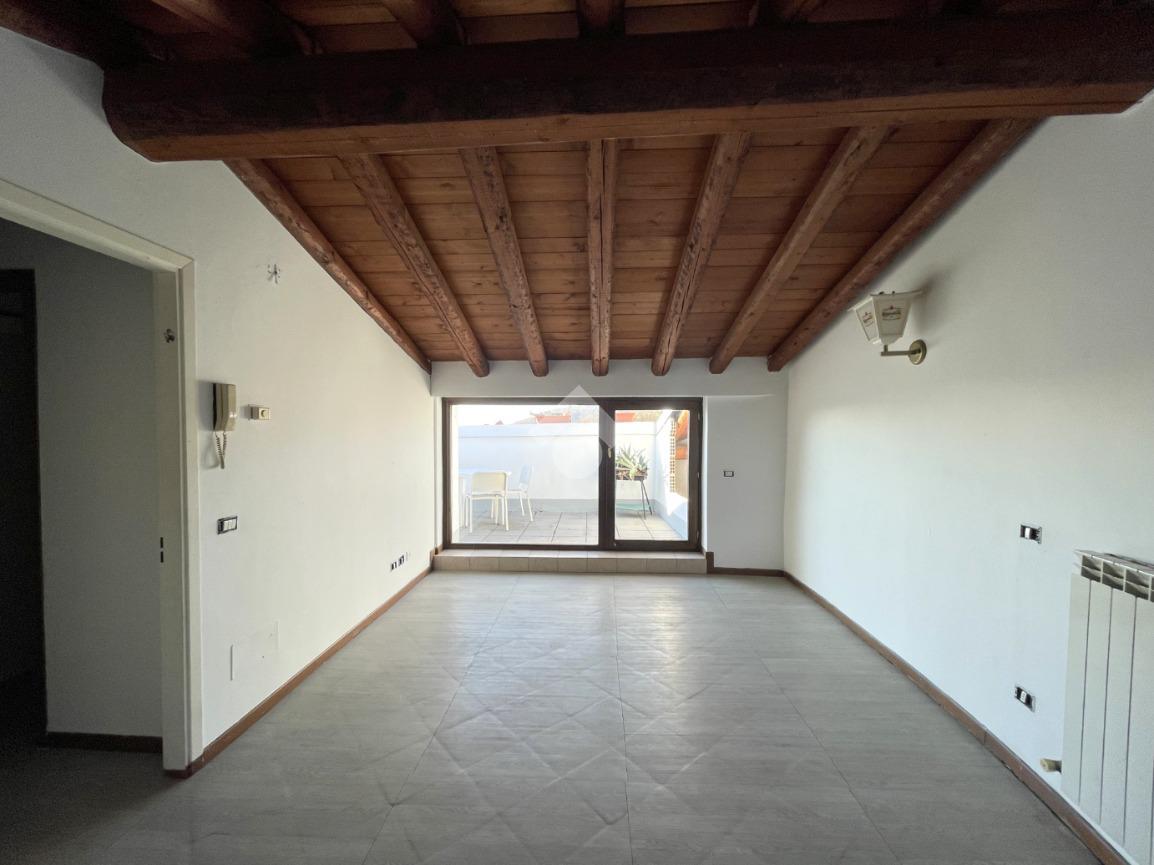 Appartamento in vendita a Monticelli Brusati