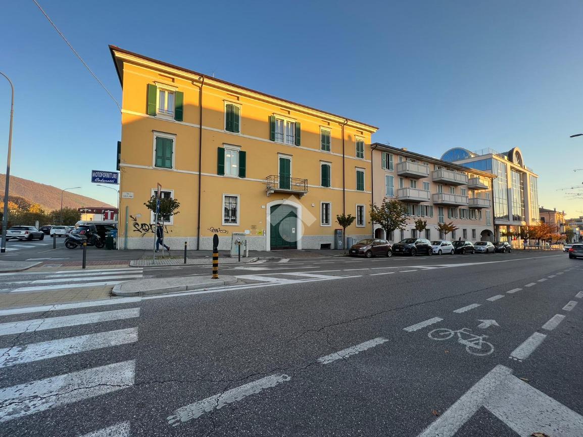 Appartamento in vendita a Brescia