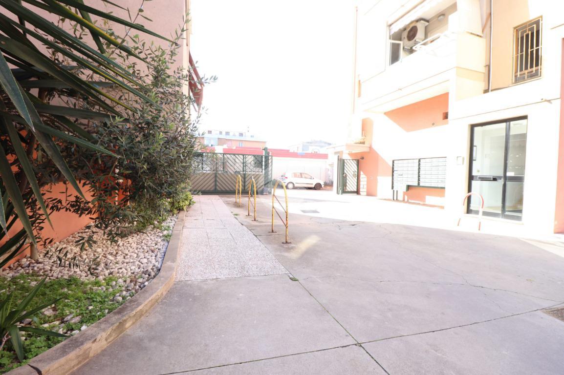 Box in vendita a Cagliari