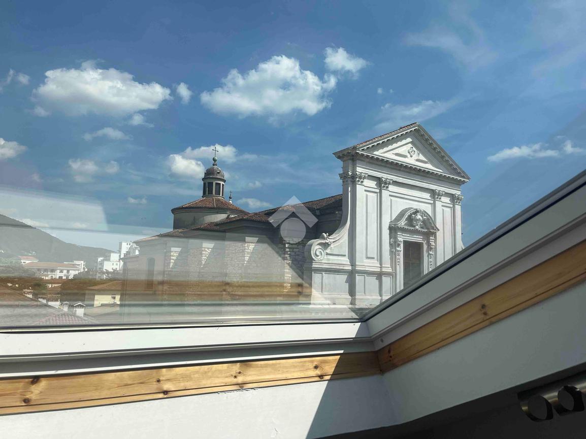 Appartamento in vendita a Brescia