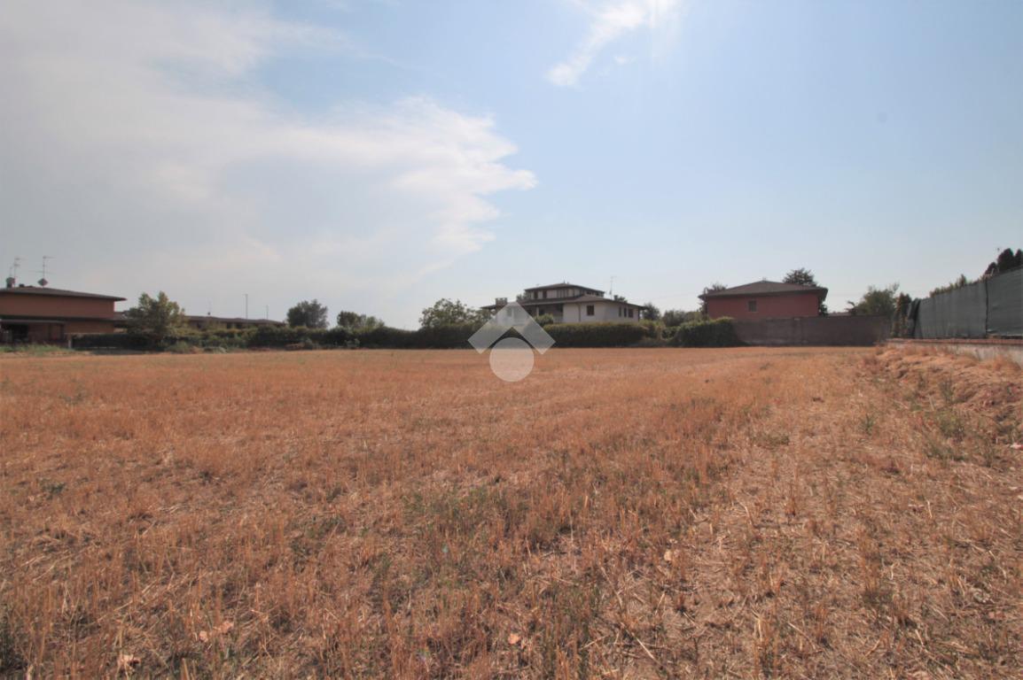 Terreno edificabile in vendita a Offlaga