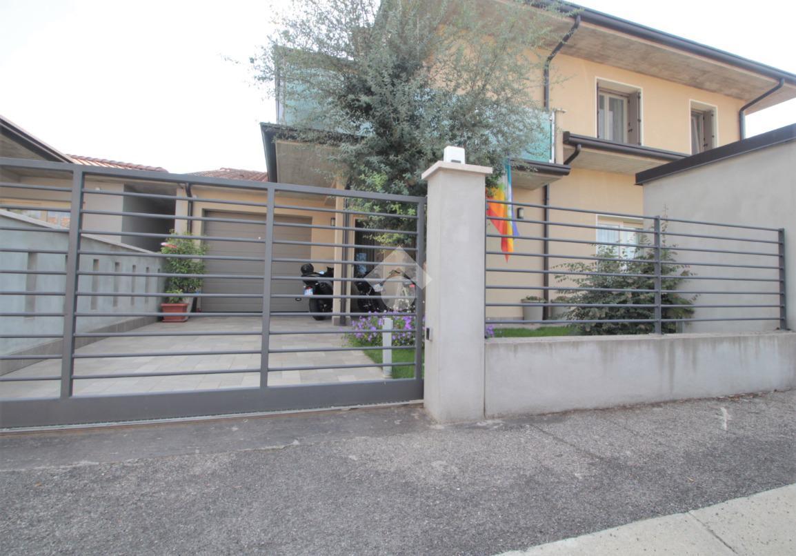 Villa in vendita a Bassano Bresciano