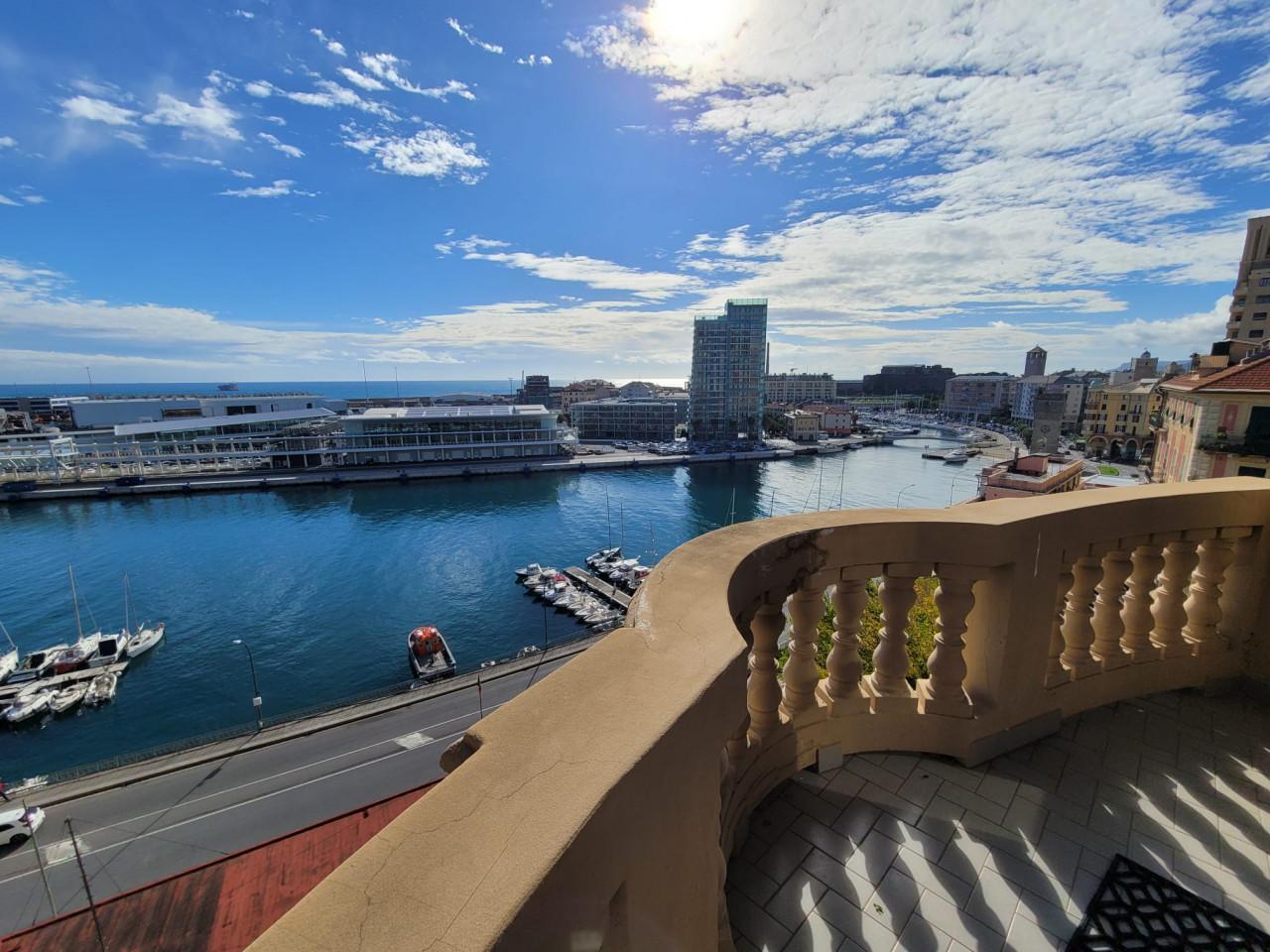 Appartamento in vendita a Savona