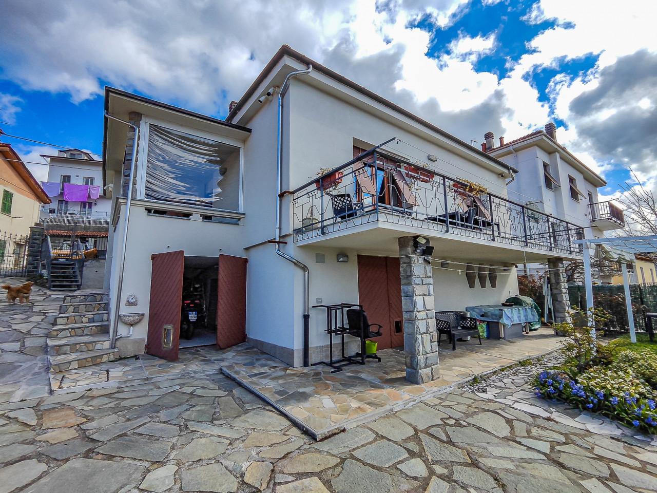 Villa in vendita a Carcare