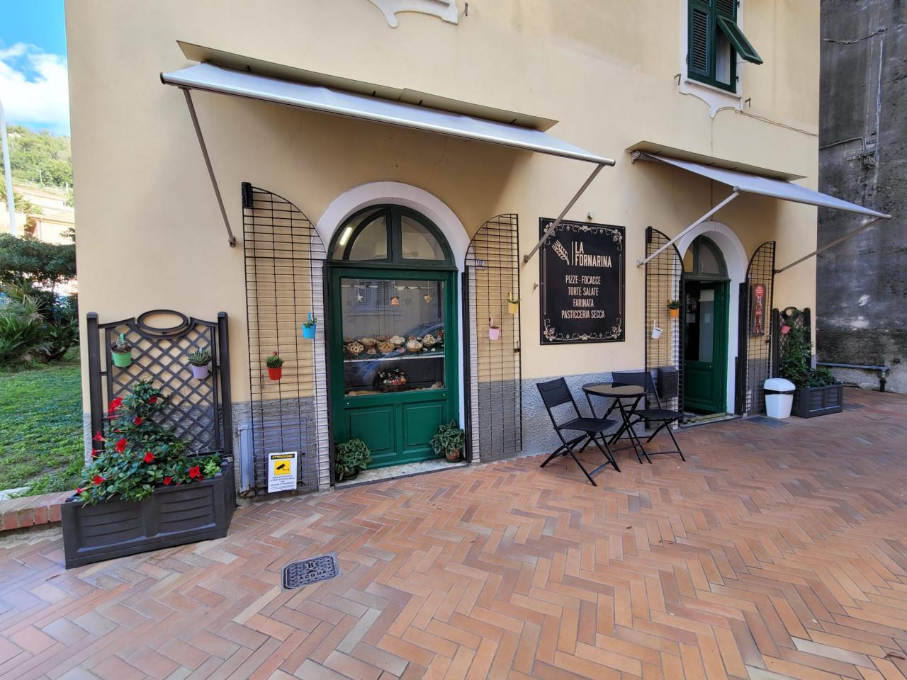 Panificio in vendita a Finale Ligure