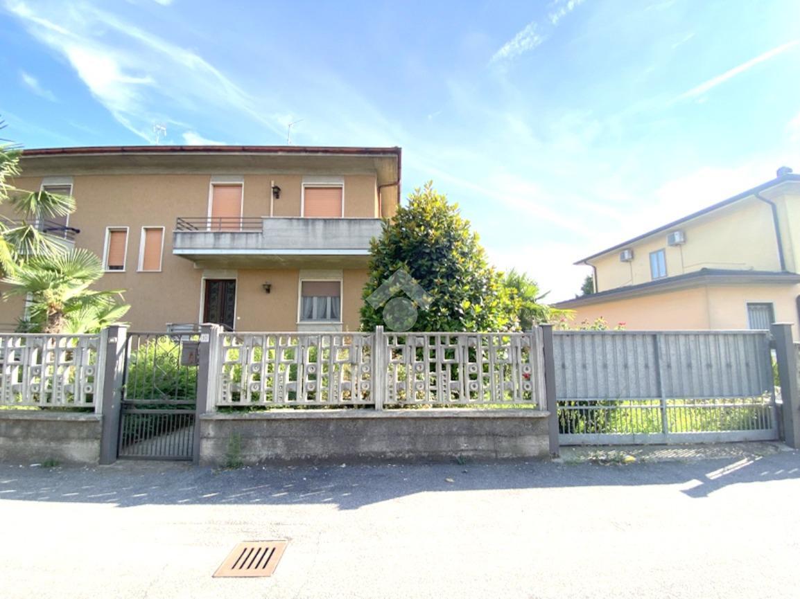 Casa indipendente in vendita a Verolavecchia