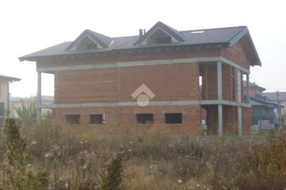 Villa in vendita a Verolavecchia