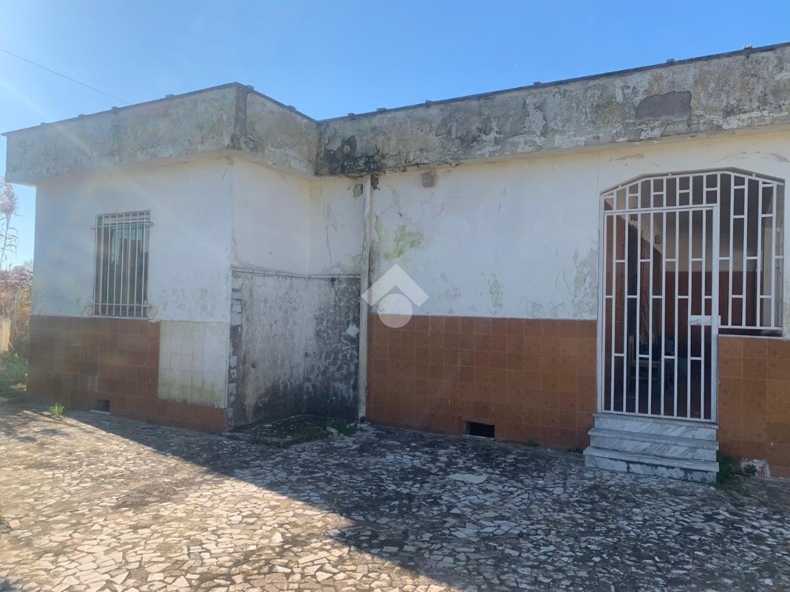 Villa in vendita a Mondragone