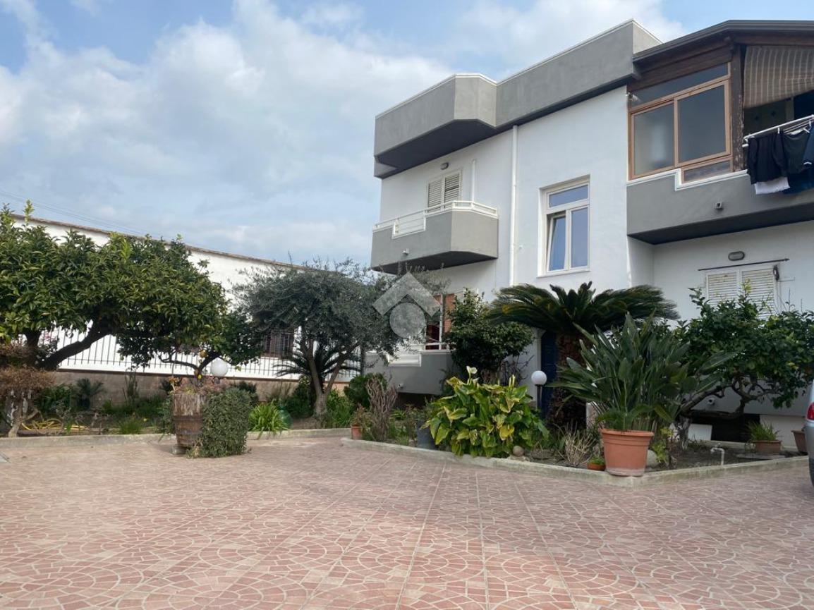 Villa in vendita a Mondragone