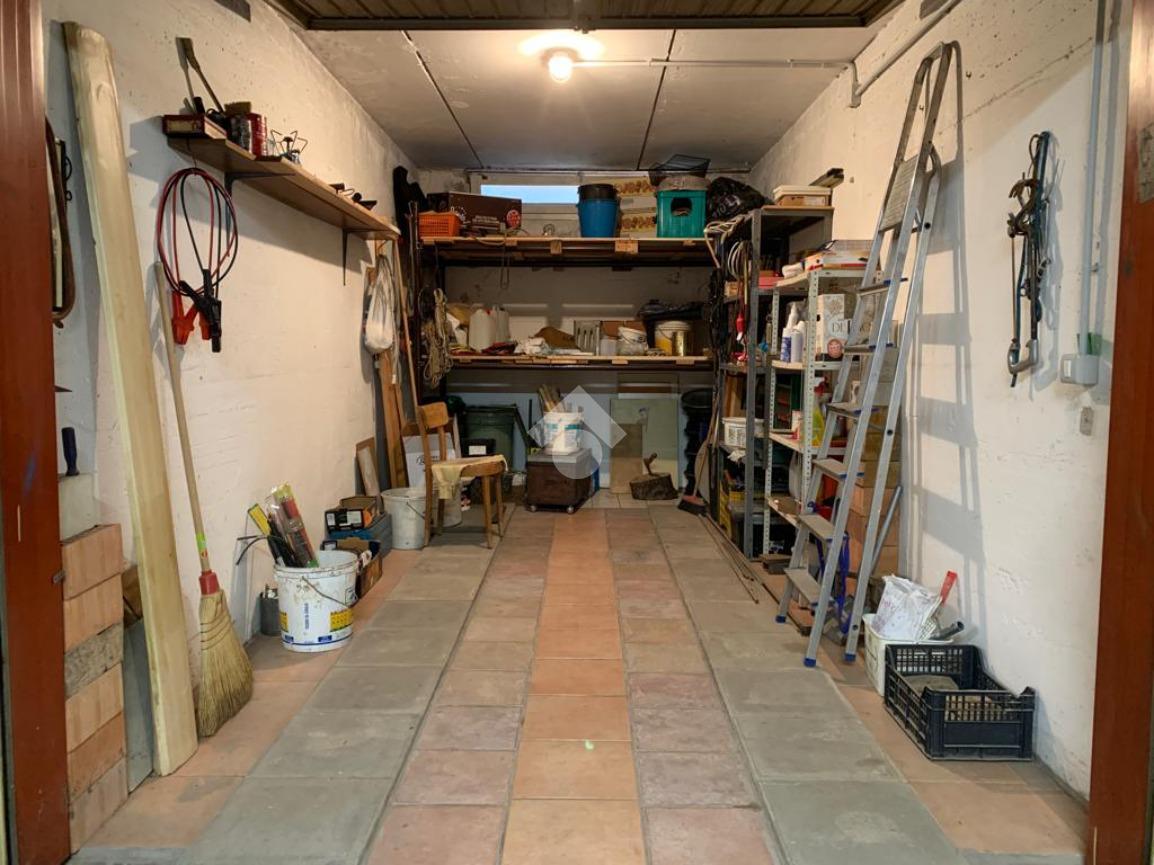 Box in vendita a Como