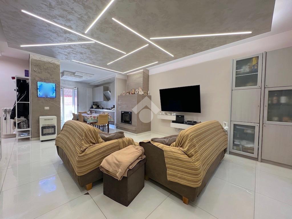 Villa a schiera in vendita a Orta Di Atella