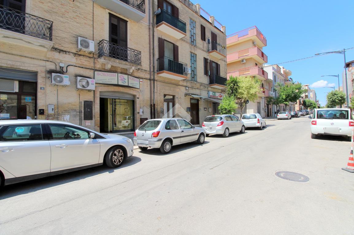 Negozio in affitto a Lucera