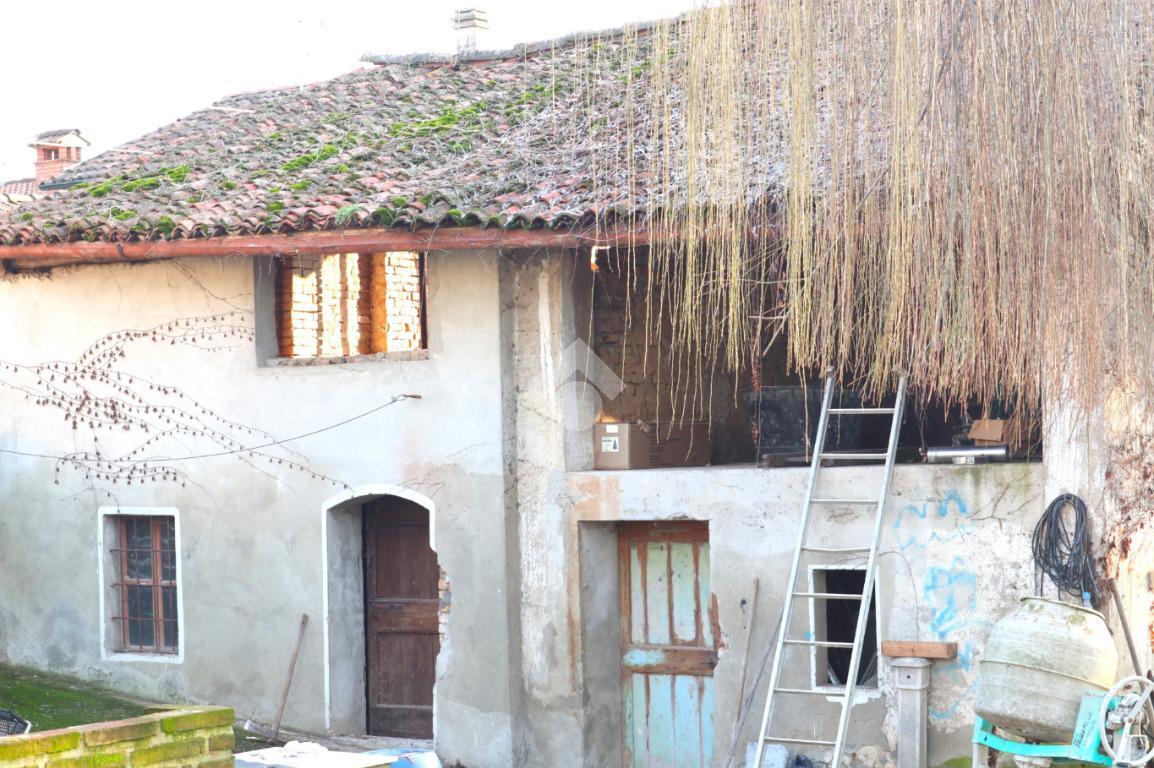 Rustico in vendita a Paderno Ponchielli