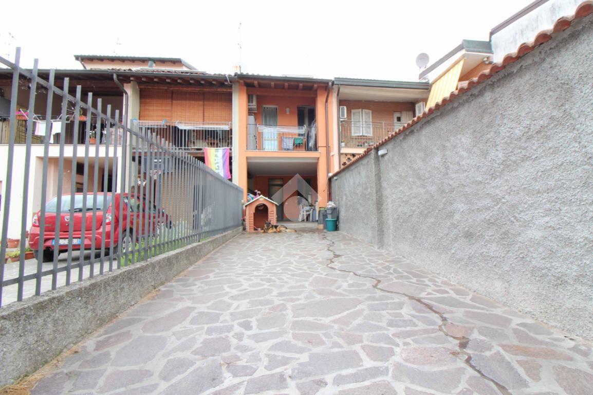 Casa indipendente in vendita a Vaiano Cremasco