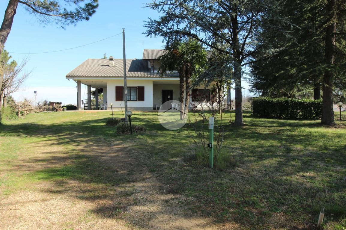 Villa in vendita a Sommariva Perno