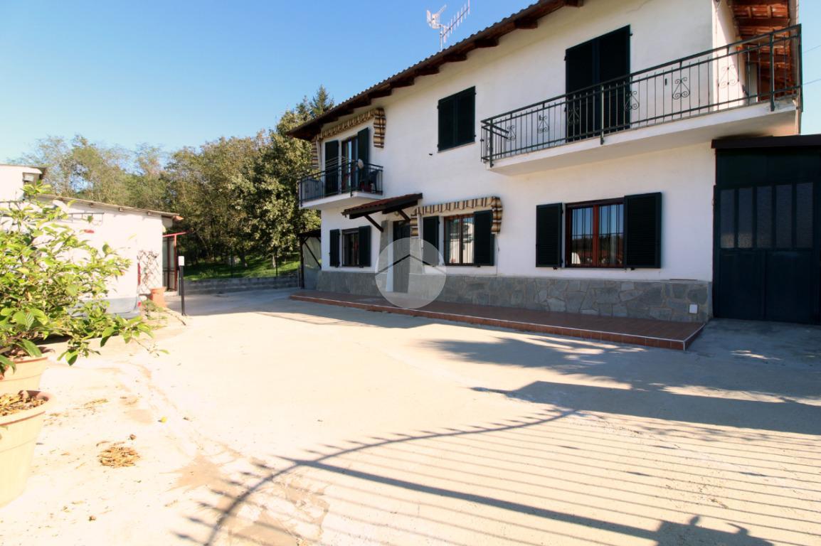 Casa indipendente in vendita a Sommariva Perno