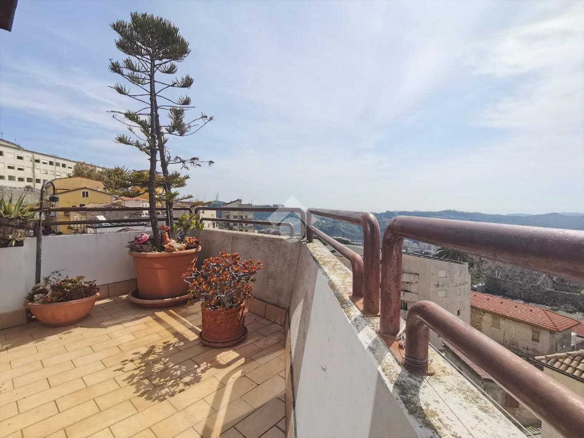 Palazzo in vendita a Catanzaro