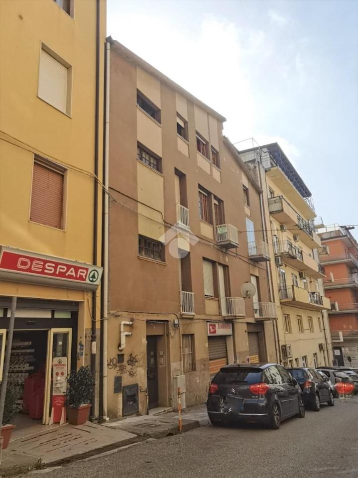 Quadrilocale in Via Lidonnici 8, Catanzaro