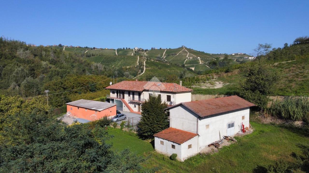 Casa indipendente in vendita a Trezzo Tinella