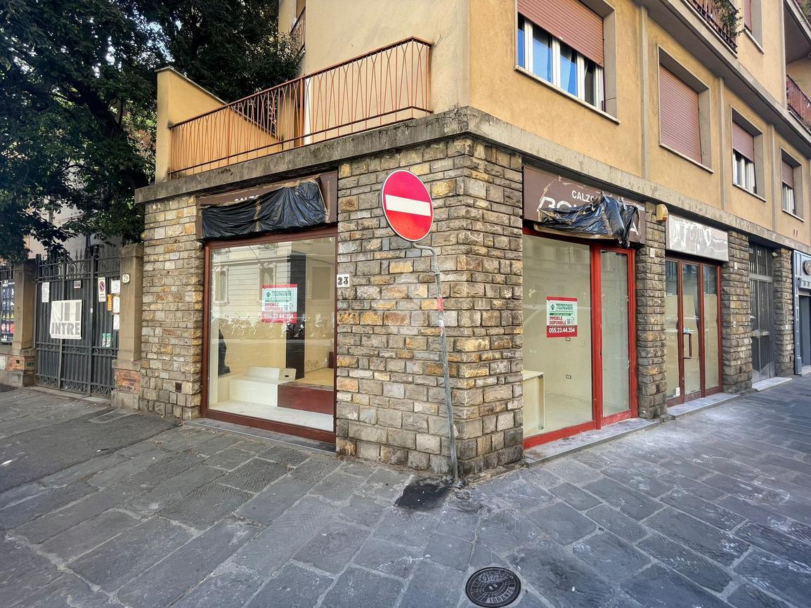 Negozio in affitto a Firenze