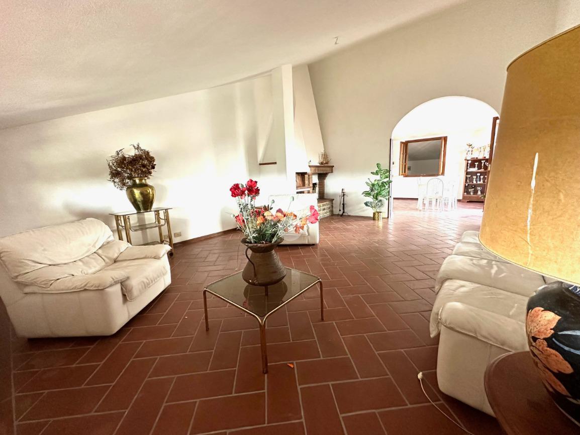 Appartamento in vendita a Montespertoli