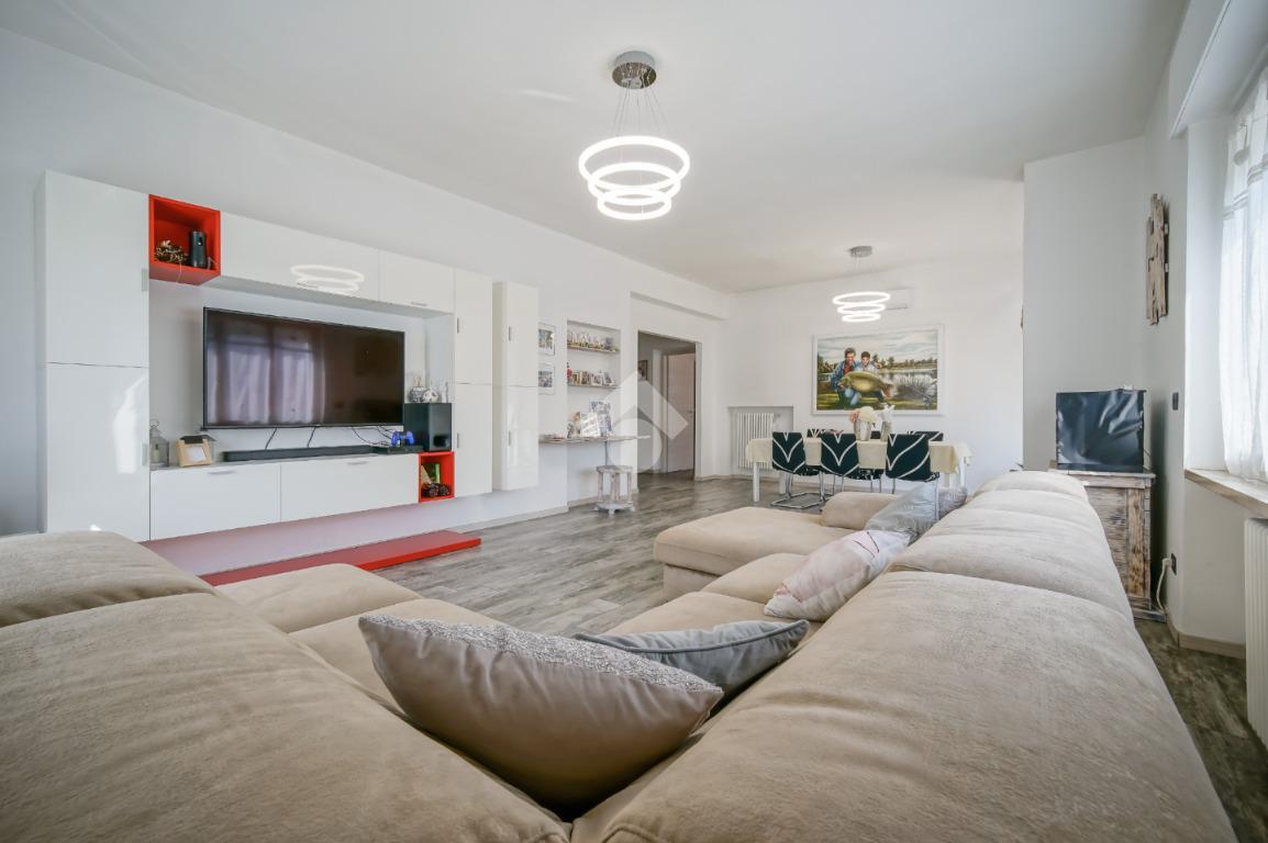 Appartamento in vendita a Valmadrera