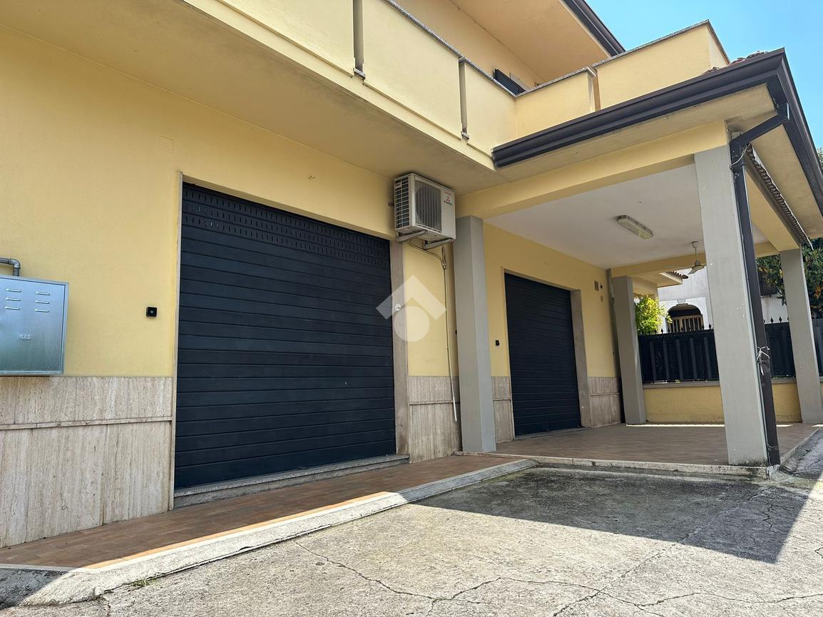 Negozio in affitto a Veroli