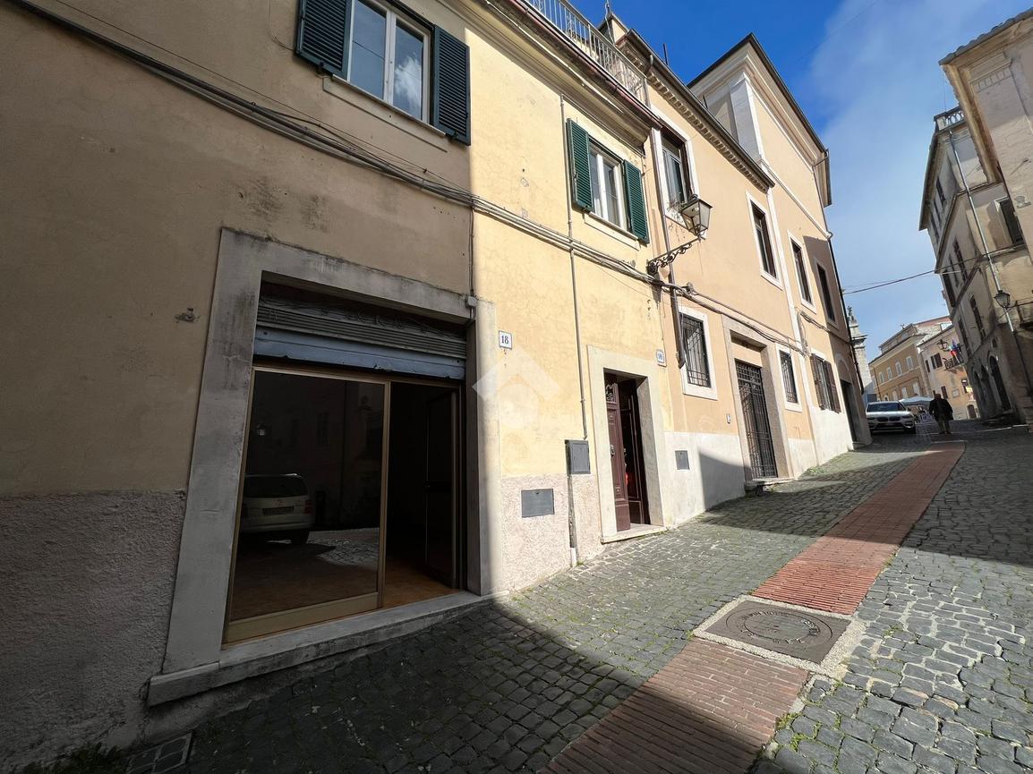 Negozio in vendita a Veroli