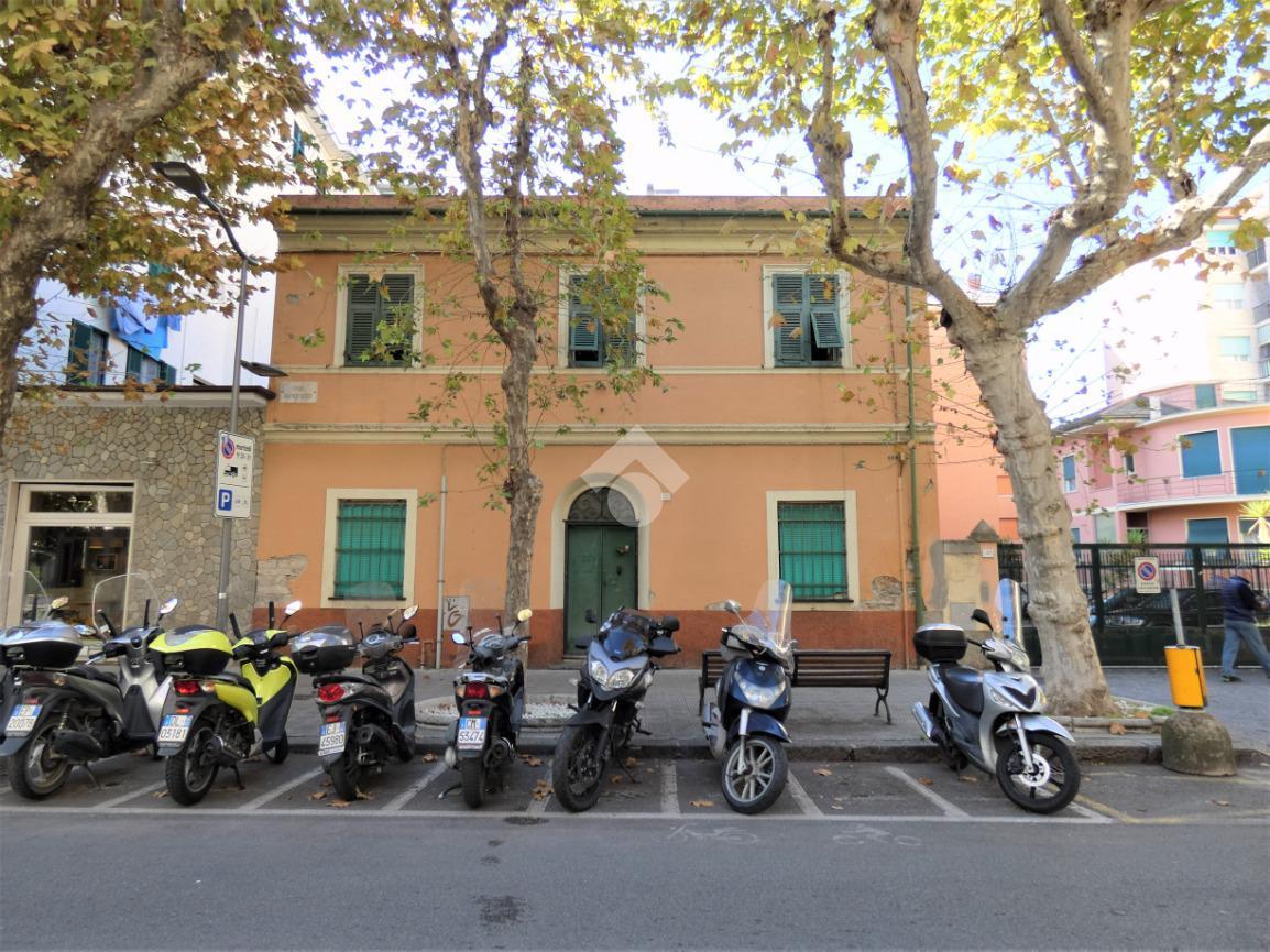 Palazzo in vendita a Chiavari