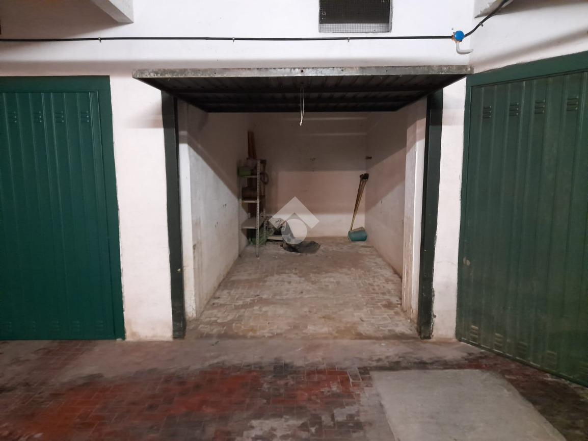 Box in vendita a Chiavari