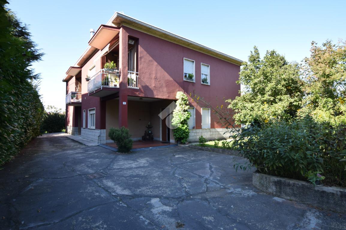 Villa in vendita a Montevecchia