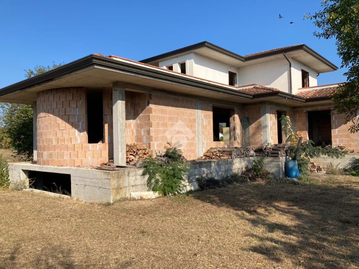 Rustico in vendita a Cassino