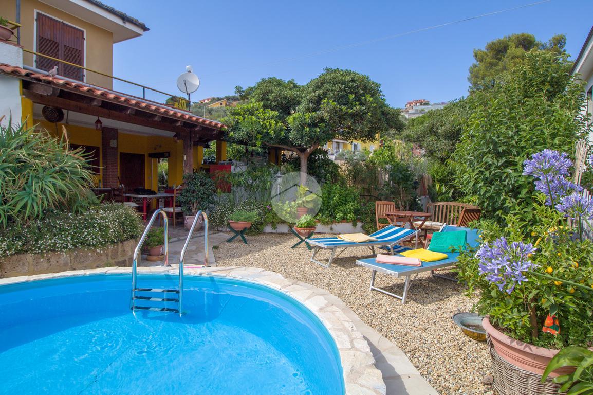 Villa in vendita a Imperia