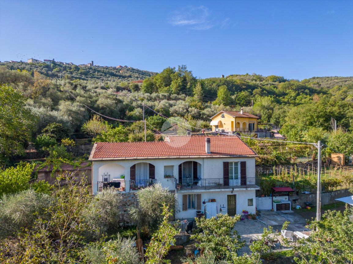 Casa indipendente in vendita a Pontedassio