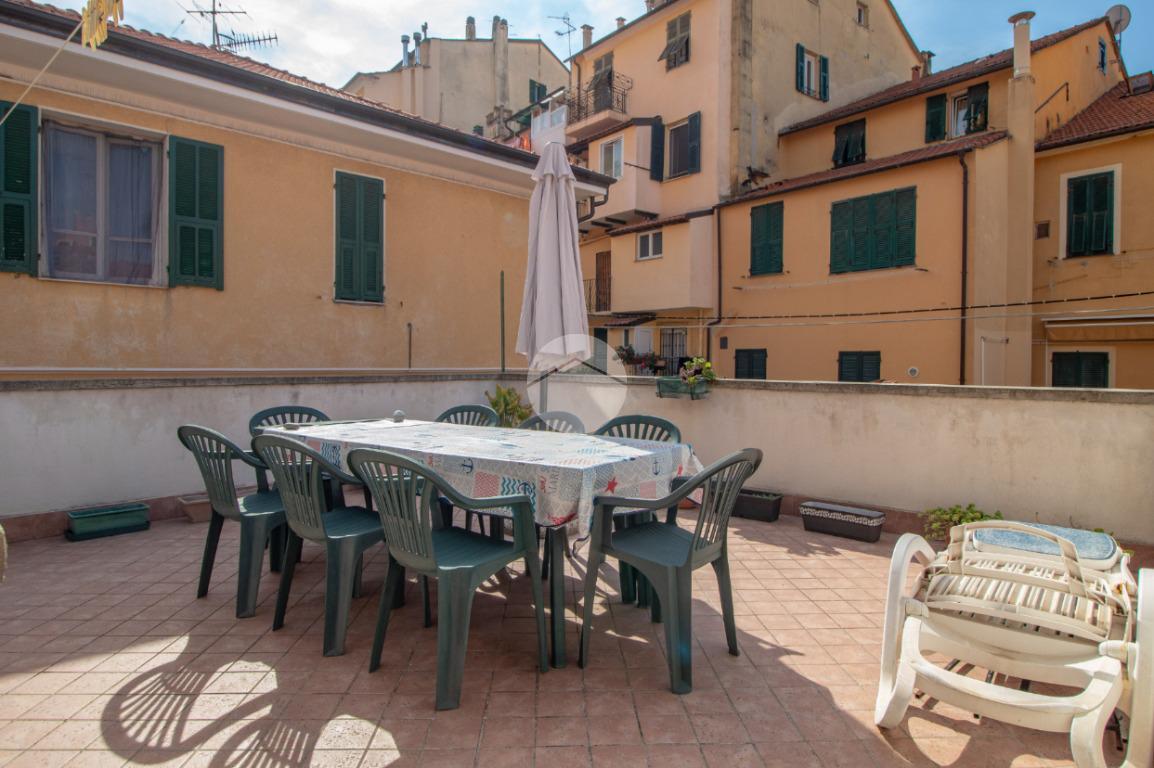 Appartamento in vendita a Imperia