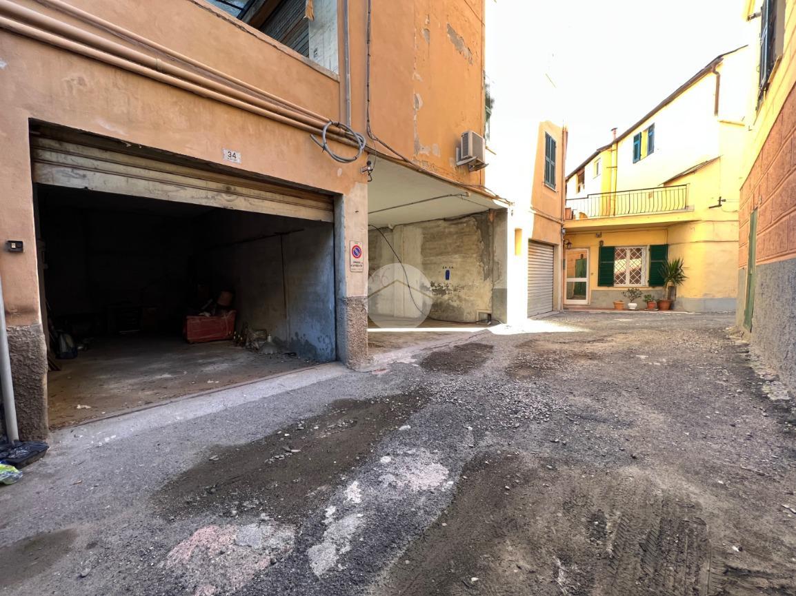 Box in vendita a Imperia