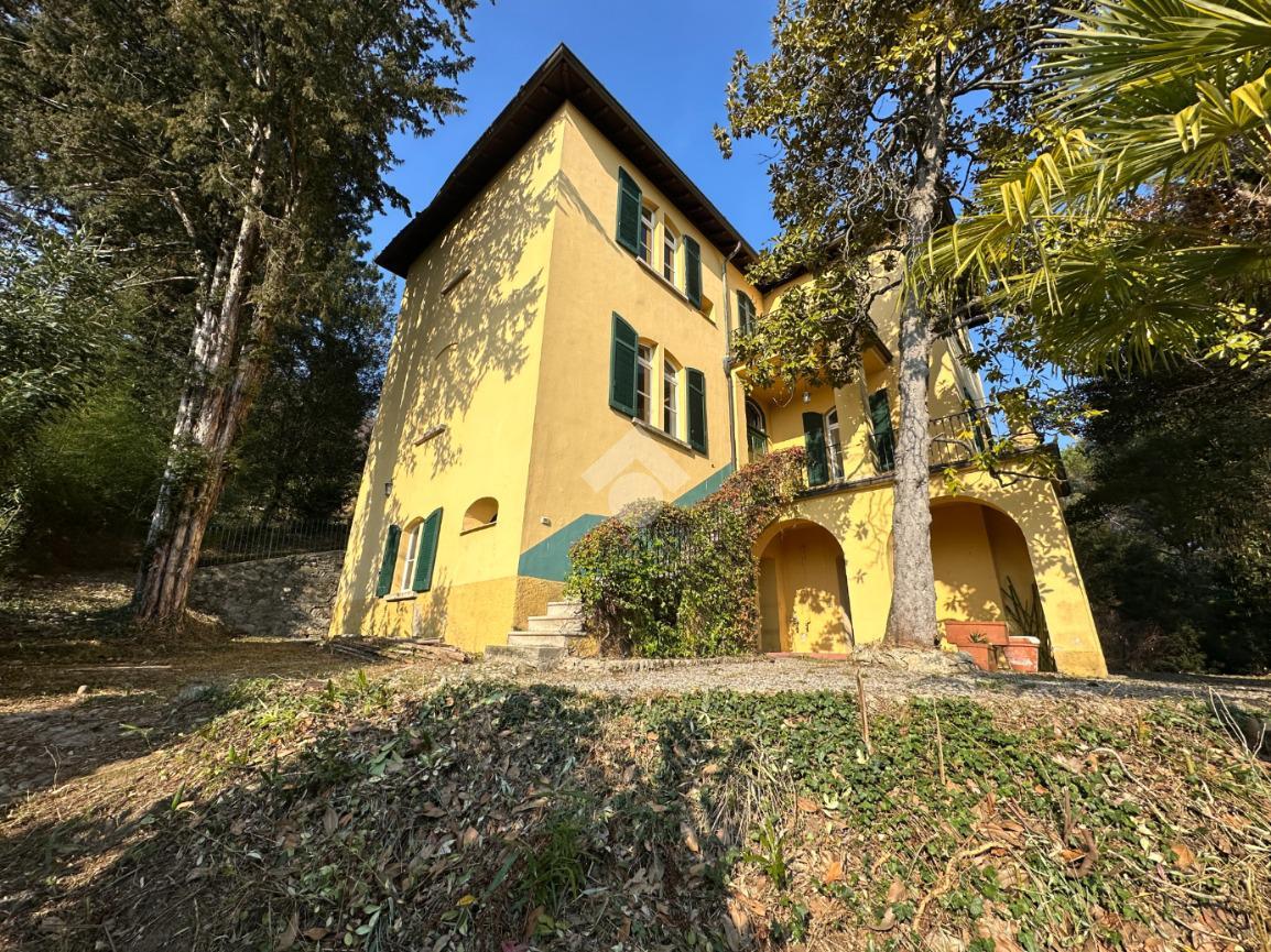 Villa in vendita a Olgiate Molgora