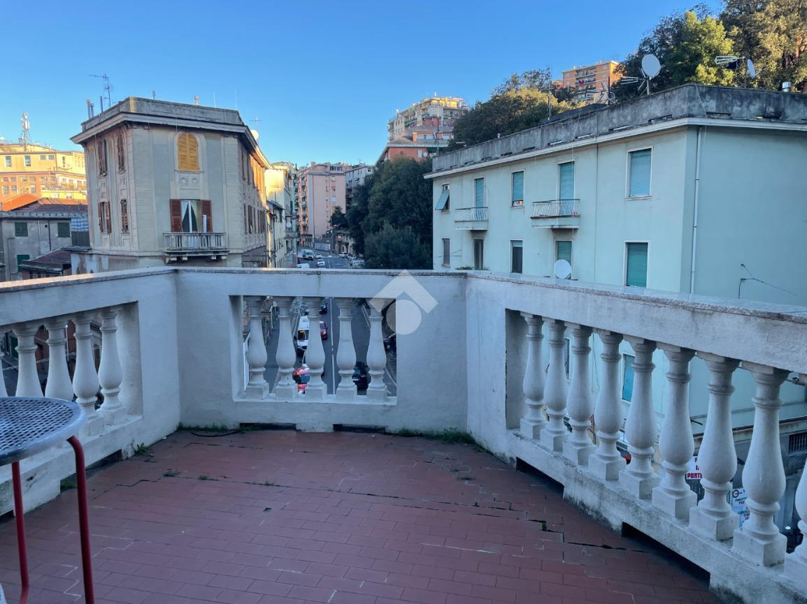 Appartamento in vendita a Genova