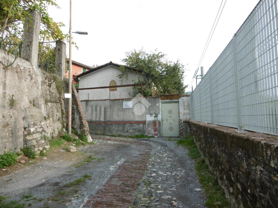 Casa indipendente in vendita a Genova