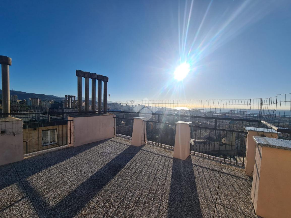 Appartamento in vendita a Genova