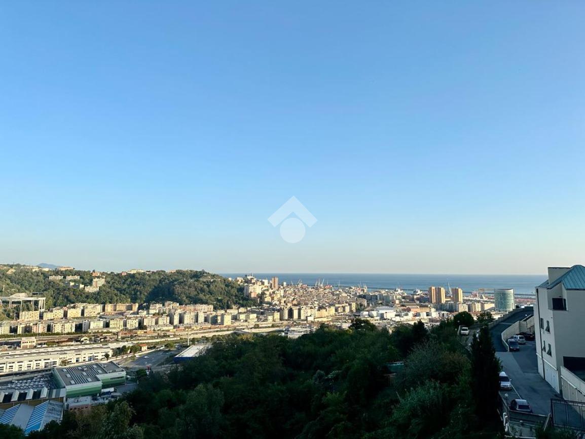Appartamento in vendita a Genova