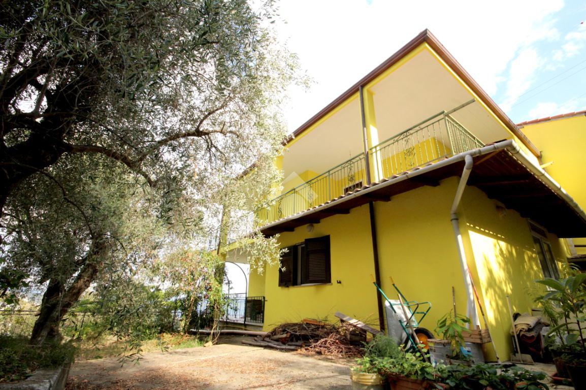 Casa indipendente in vendita a Sanremo