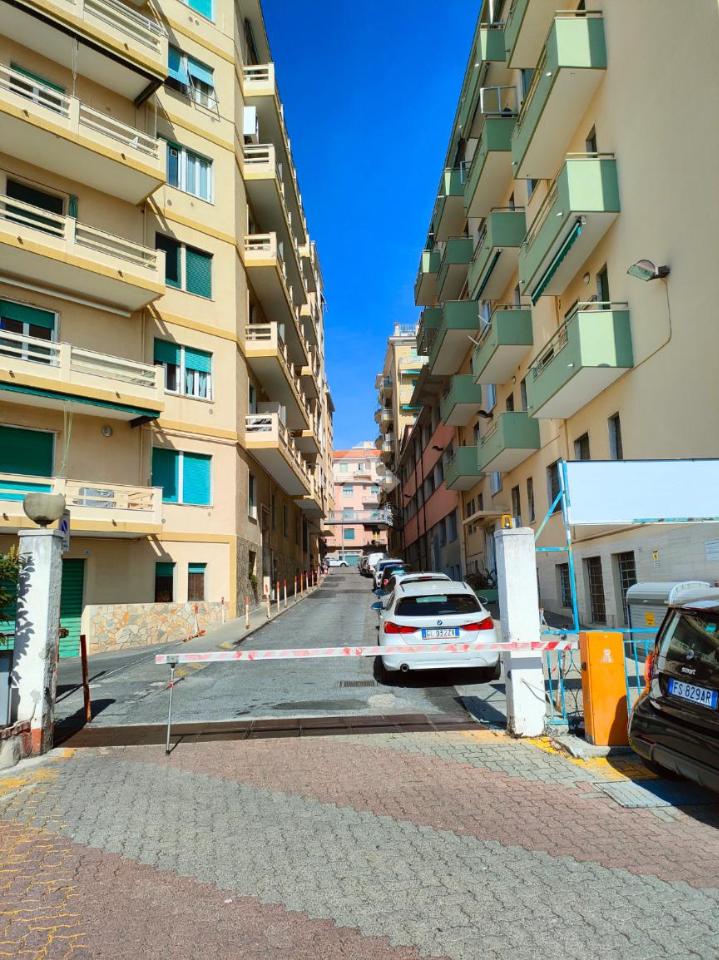 Box in vendita a Sanremo